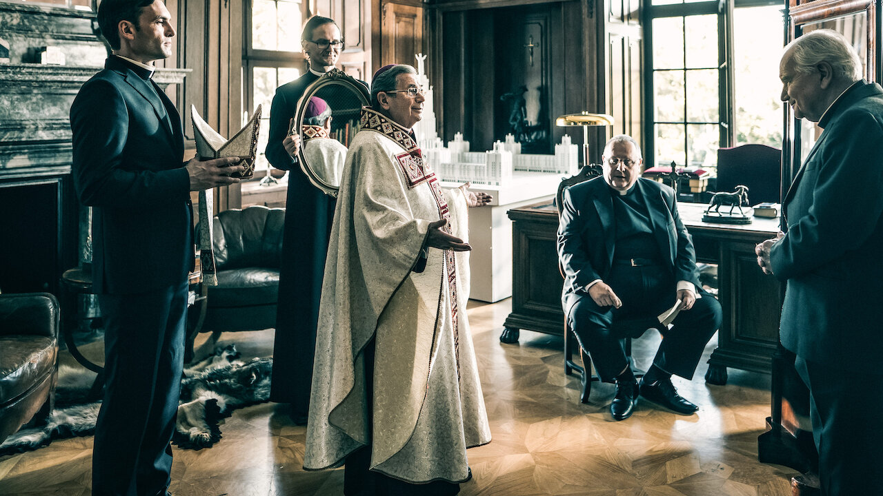 Watch Clergy | Netflix