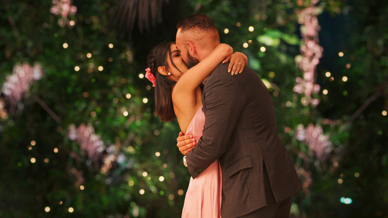 "IRL: ในรักแท้" | เว็บไซต์อย่างเป็นทางการของ Netflix